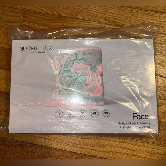 Omnilux | Skincare | Omnilux Contour Led Mask | Poshmark